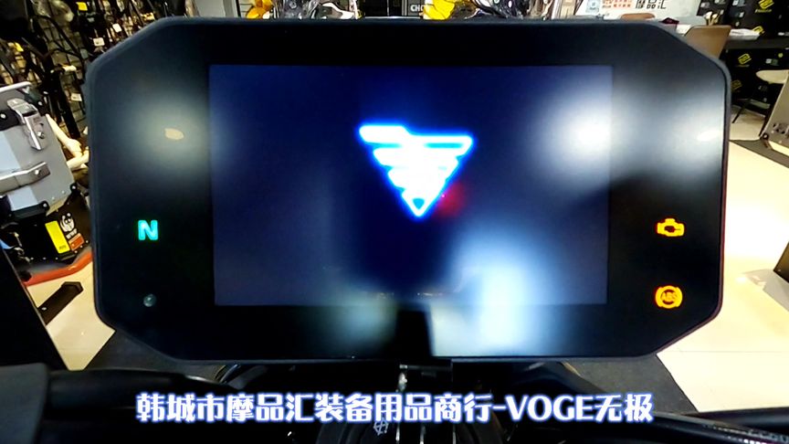 无极500AC仪表详细解读,功能全面,显示细腻,屏彩惊艳,