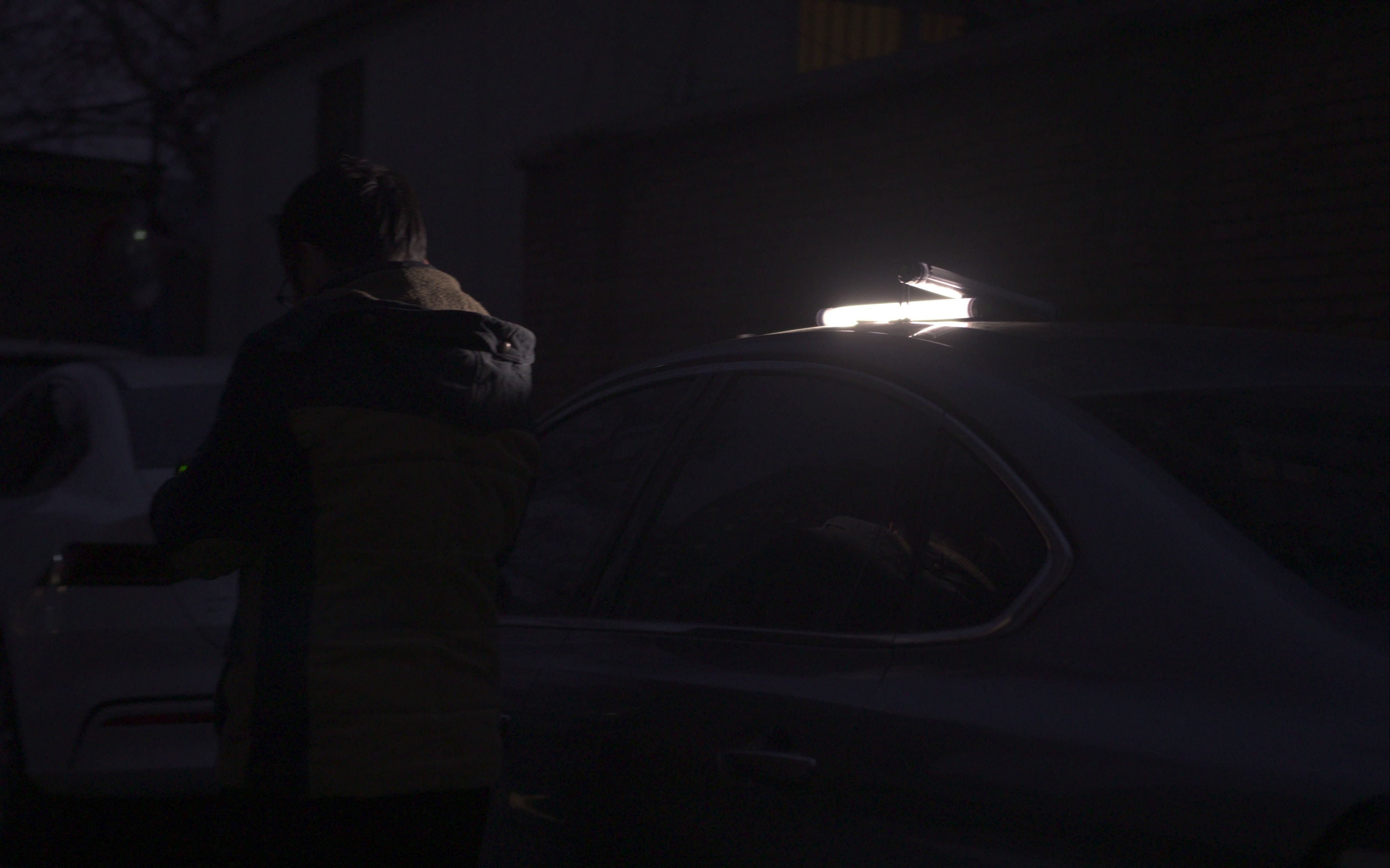 大疆如影4D暗光条件下跟踪对焦测试(ISO5000)