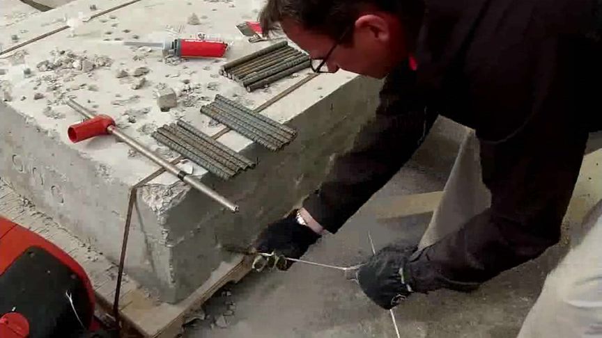 植筋技术很多钢筋工都没见过,你知道胶水是干什么的吗?