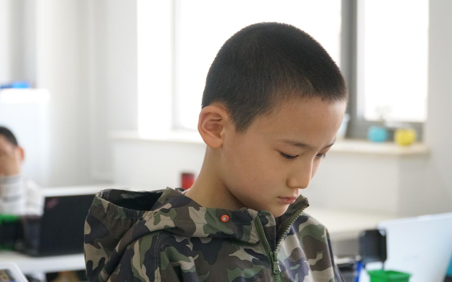 创意作品分享 智能垃圾分类 王知泓 (二年级)