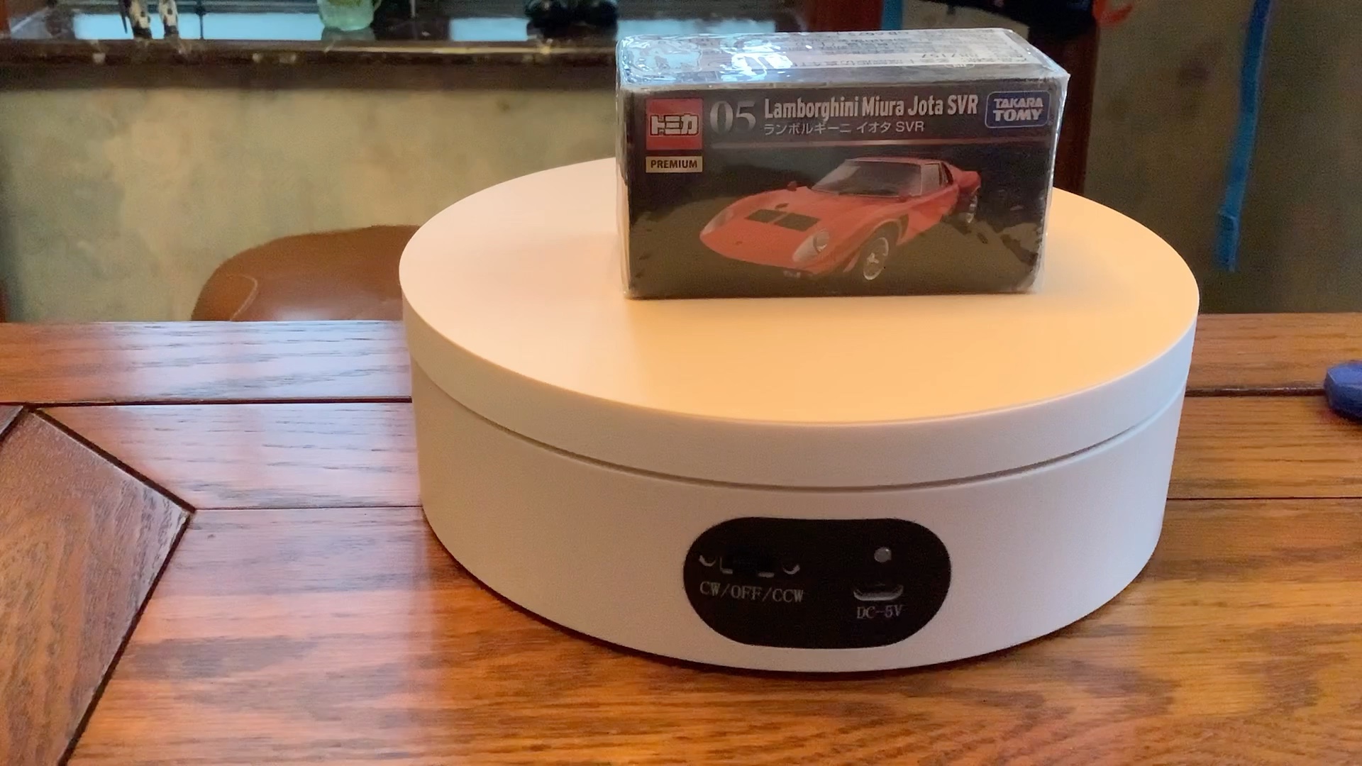 第二十六期视频多美卡黑盒07号兰博基尼Miura Jota SVR开箱视频