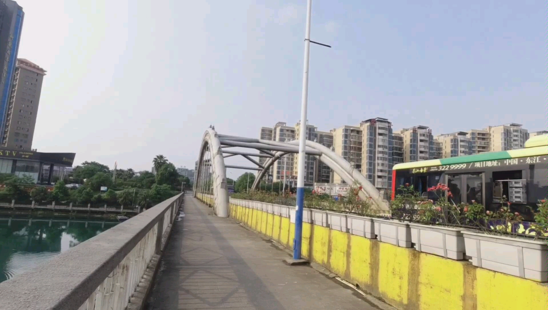 实拍湖南省资兴市,拍摄湖南第30个城市,一起看东江边的美丽城市