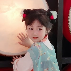 啸月灬 