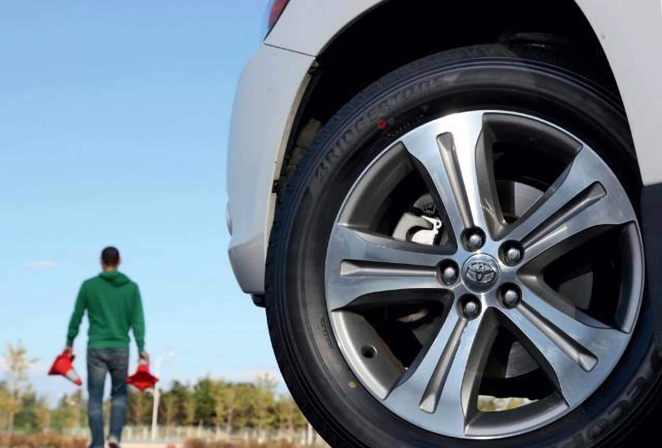 汽车轮胎排名出炉,德国马牌进不了前3,米其林屈居第2