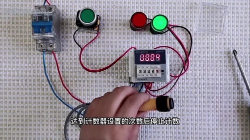 数显式计数器接线方法介绍