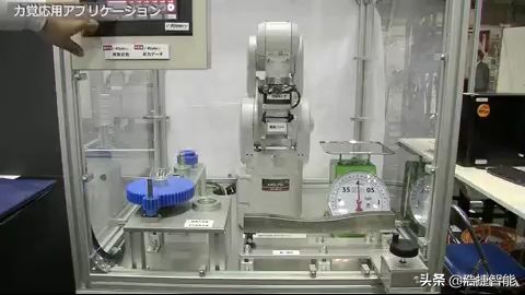 力传感器在机器人中的应用,让机器人在装配搬运打磨状态安全可控