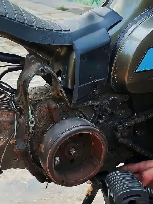 80年代北京摩托车制造业:稀缺的24马力摩托车只能国有单位购买