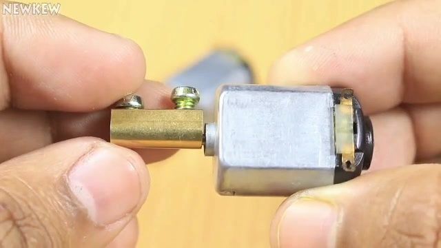 简单材料制作直流电动机,动力强大,学会很有用