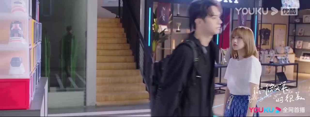 霸道总裁撩妻MV_超甜超有爱 你微笑时很美