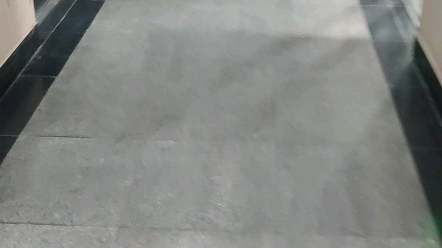 夜晚一个人呆在模型工作室,随手拍