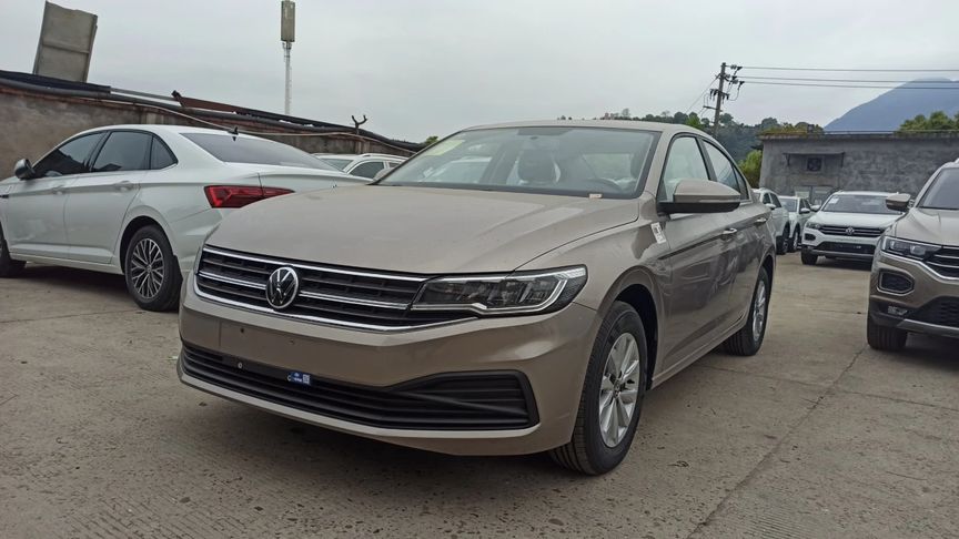 3月份轿车排行榜第3名,10w落地买家用车就选宝来吧