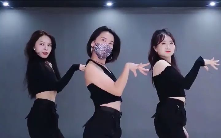 ...是中国红,我爱我的国!#大中国 #大中国爱国手势舞 #2021国庆节快乐