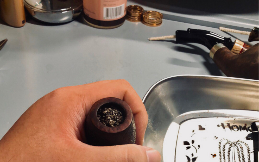 新手小虎分享一下自己如何清理烟斗,嘿嘿!大家有什么好的方法或者好...