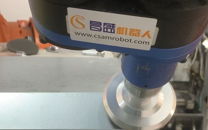 昌盛机器人不锈钢钣金焊缝柔性恒力浮动打磨。