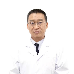 牛皮癣主任老钱 