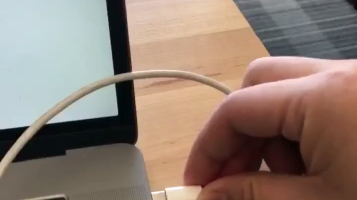 什么?苹果笔记本还有这种操作?