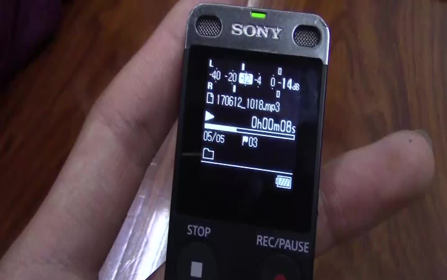【傻瓜评测】(一期)【SONY录音笔】