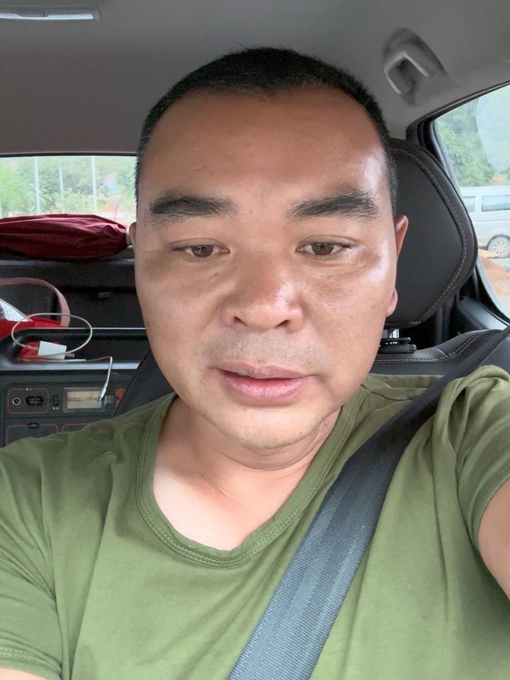 请大家不要过度解读,不信谣,不传谣,首先,我们不希望这个事情发生,...