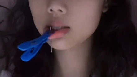 勇敢自己打唇钉(恶魔钉)
