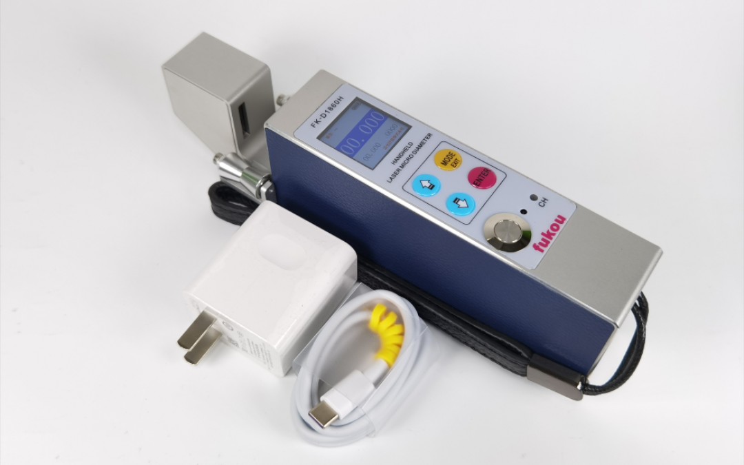 手持激光测径仪与接触式测量规的对比