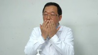 医生在线义诊 呼吸科专家讲述咳嗽、打喷嚏的正确做法,专家建议国外...