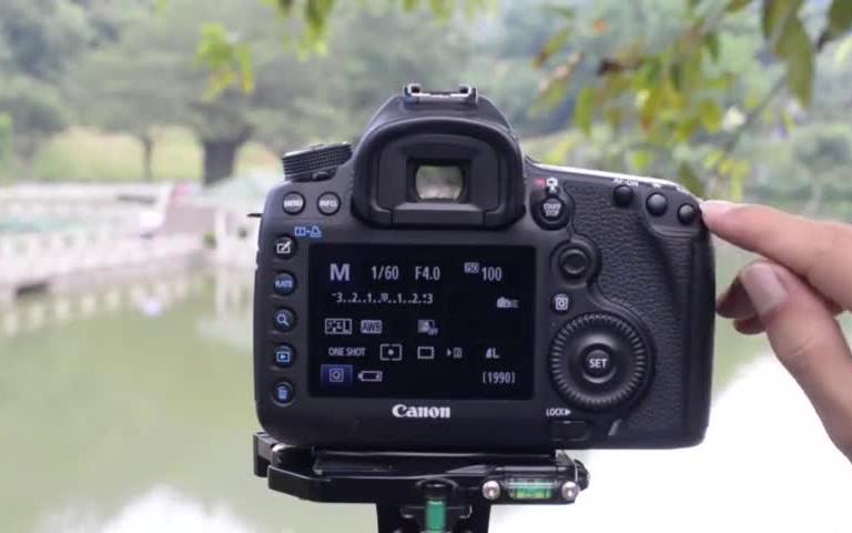 佳能单反进行二次构图(焦点锁定)的实操方法示范