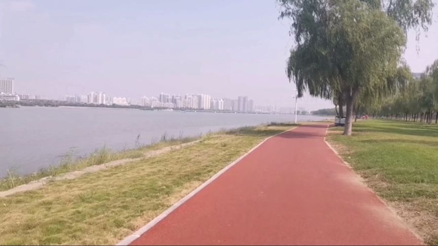 灵活就业自己交社保,每月交700元,退休月领1400元,划算吗?