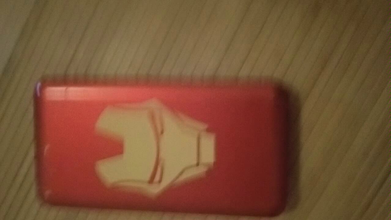 信用卡积分换到的史塔克充电宝!