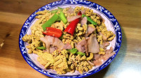 客家特色菜—棕树包炒肉,活了大半辈子都没有吃过的菜,想尝尝吗