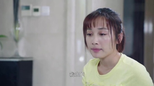 暖暖的幸福:爷爷针灸时间到了,让大孙子拔针,谁料他弱不禁风