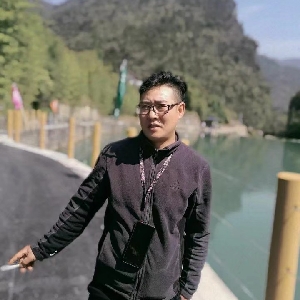 海哥有事儿 