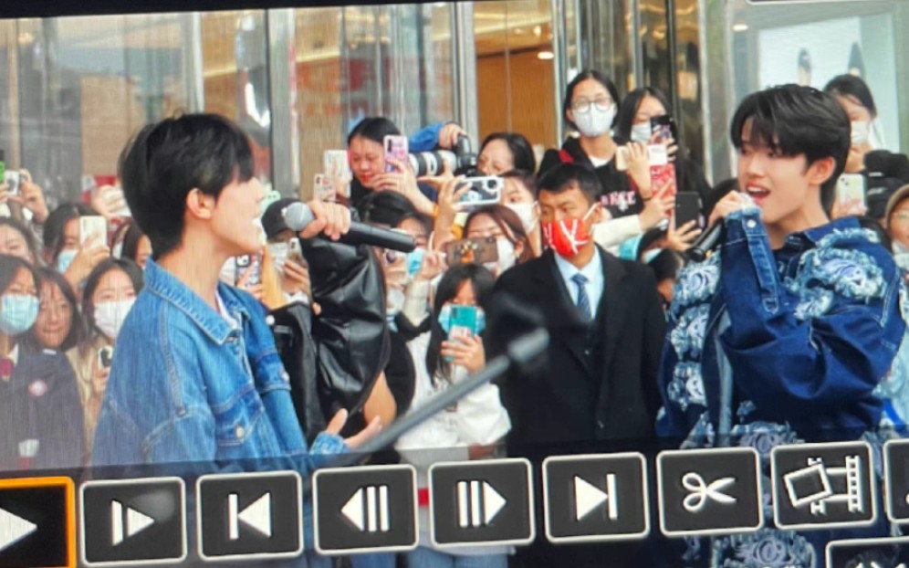 【极禹】张极张泽禹 诀爱 好喜欢这首歌!(TF三代路演)