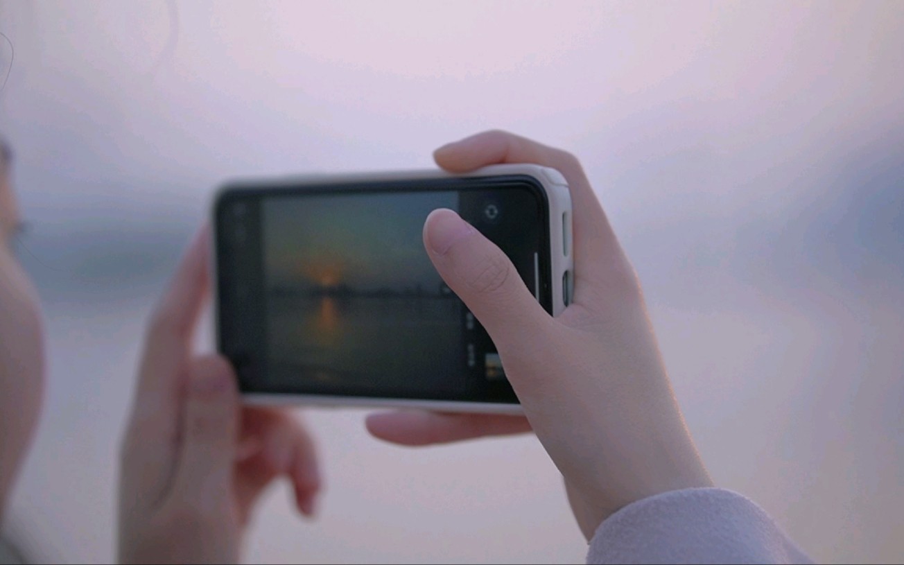 我用索尼a6400和智云wbs拍了第一条视频