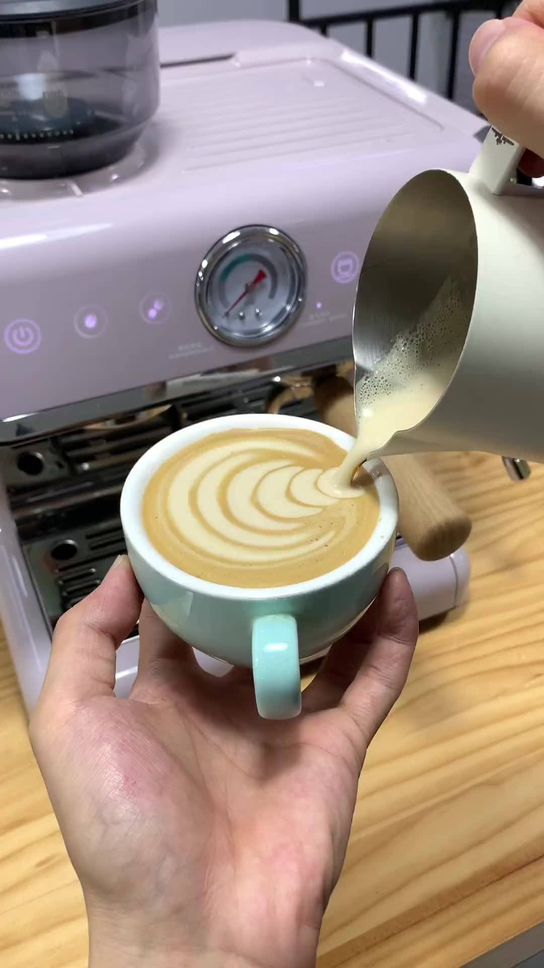 274. 咖啡:原来我也可以和自己一起拉!#咖啡