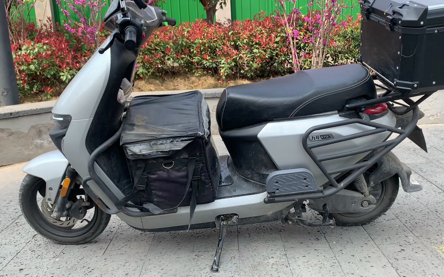 九号店动车N70C 加装一块铅酸 升级72V 到底要不要换控制器?还是说...