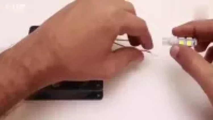 用电脑CPU风扇制作磁力发电机,免费轻松点亮led照明灯泡