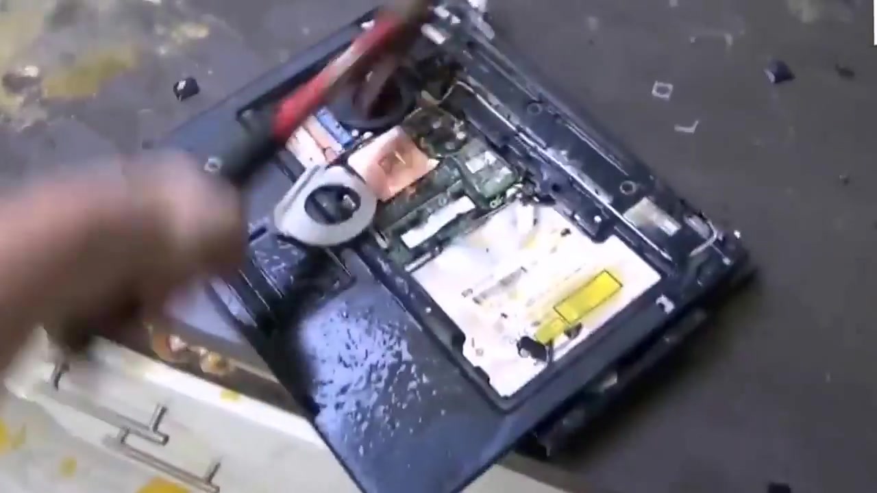 鸡蛋狂魔の电脑迫害