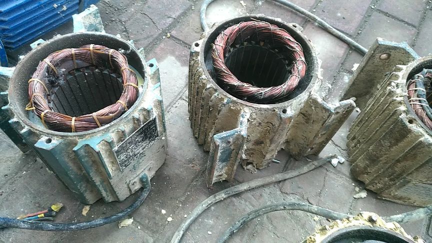 同样电机同样转速为啥内脏长的不一样尼?