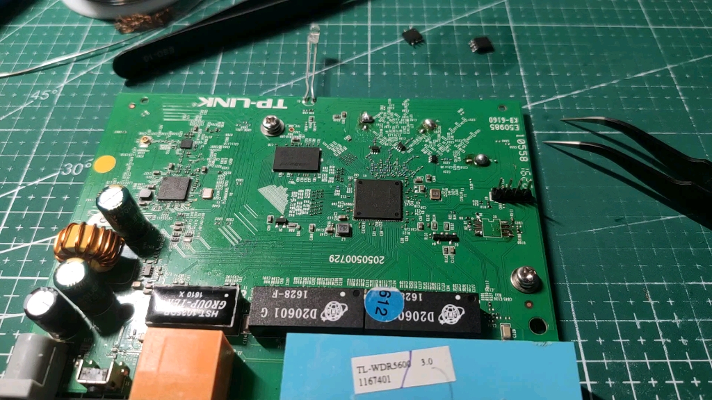 TP-LINK TL-WDR5600硬改16mb falsh,并刷openwrt的一个记录。