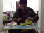 辣椒酱汁沾到衣服上怎么去除_怎么洗裙子上的辣椒汁污渍