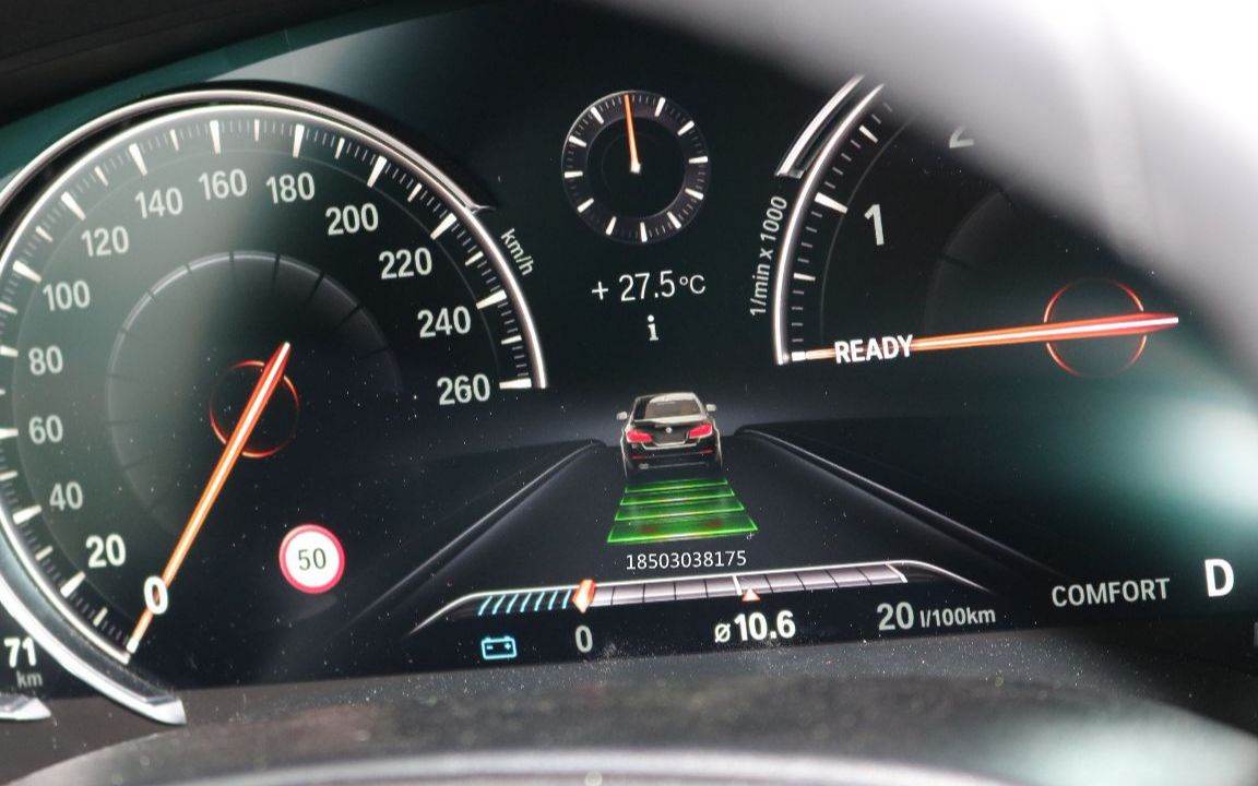 熄火时把钥匙拧到ACC 为什么仪表盘全部断电了?