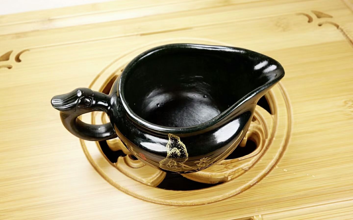 新买回来的和田玉该怎么清洗?专家告诉你答案。