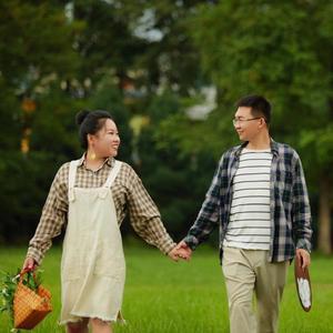 静静爱画画爱书法 
