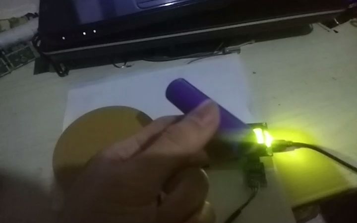基于微差电桥的压力传感器设计