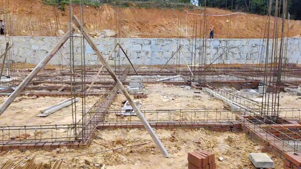 农村自建房,条形基础地圈梁构造柱柱制作,您认为怎么样呢?