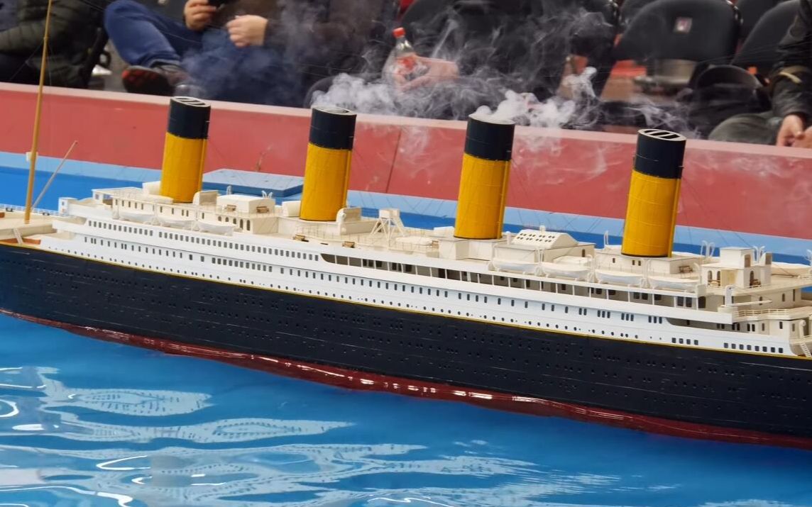 RC遥控泰坦尼克号轮船军舰快艇模型4K