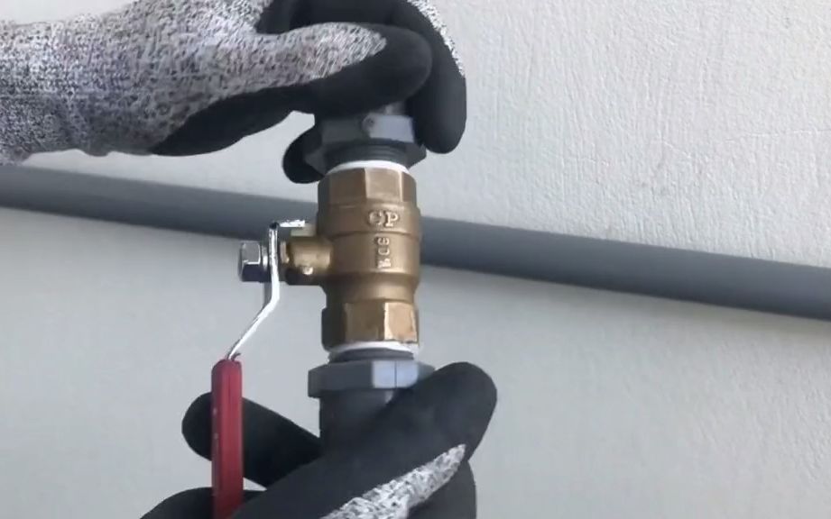 【电工技术】给水管中间加一个阀门教程,最简单的方法