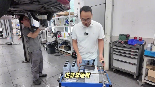 奔驰双离合变速箱油的日常更换