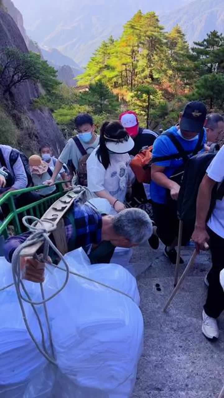 您有没有想到,黄山这些换洗床单被套,是如何做到每天换洗的!
