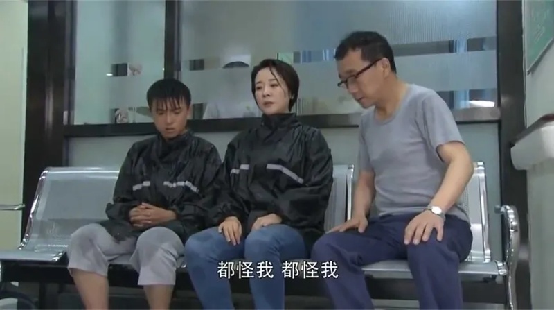 女儿半夜流鼻血,被母亲送去医院,医生竟当场宣布死亡
